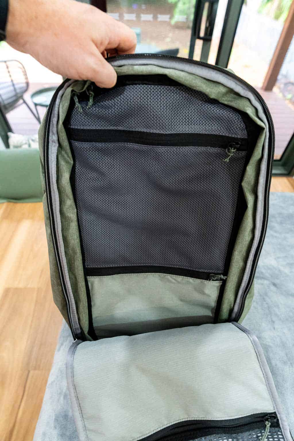 Peak Design Travel Backpack Review - Real World Test [2026]